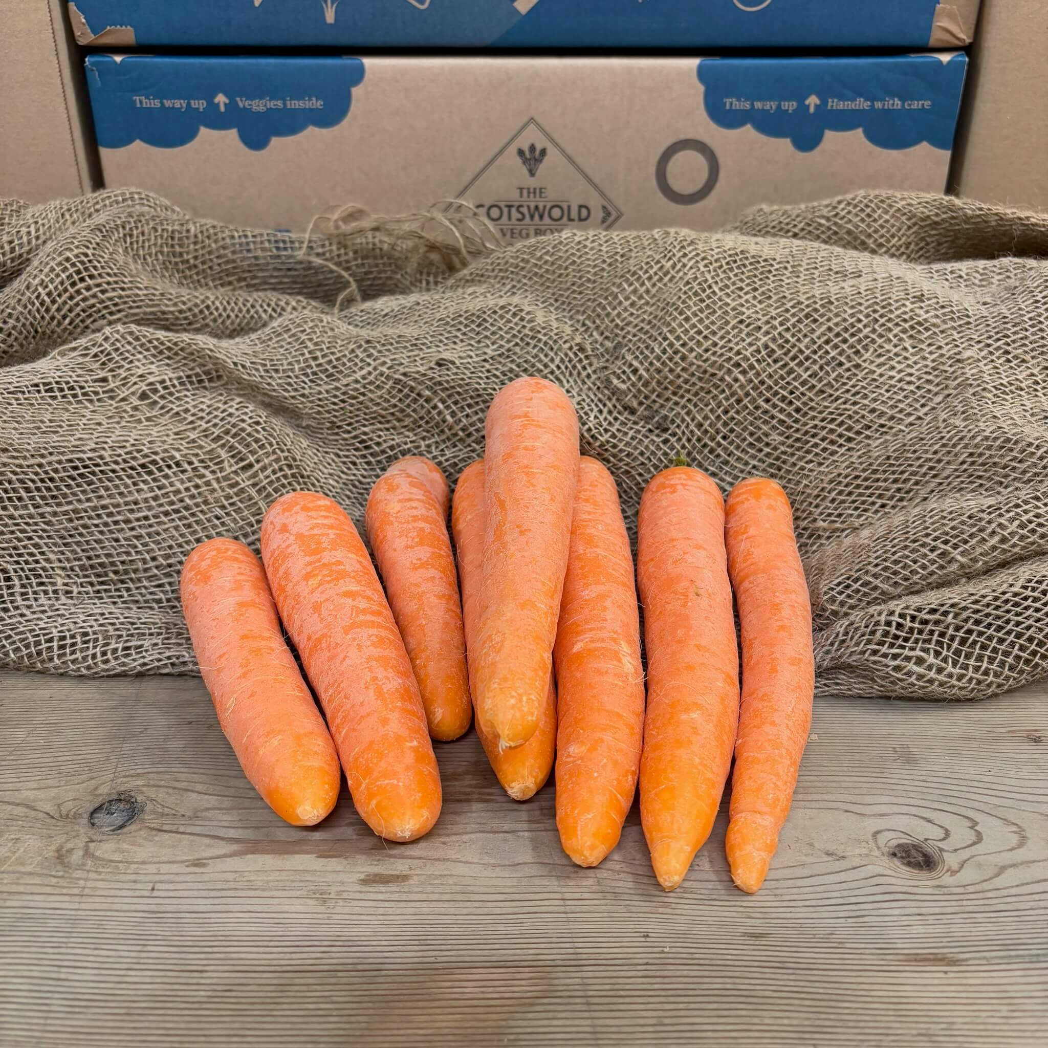 Carrots - 1kg – The Cotswold Veg Box Company